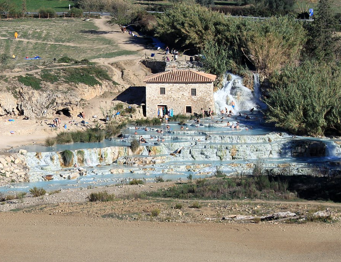 Acque termali: classificazione, caratteristiche e a cosa fanno bene